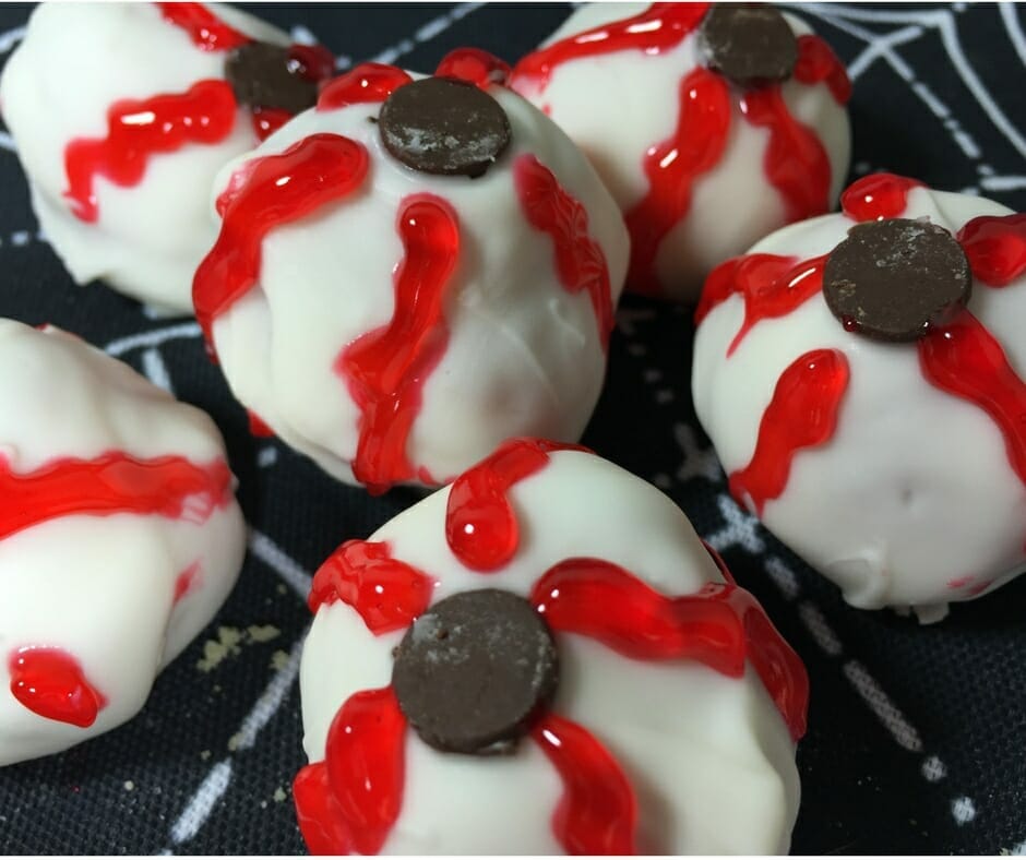 Edible Eyeballs - Simple, Fun Halloween Party Treat Idea